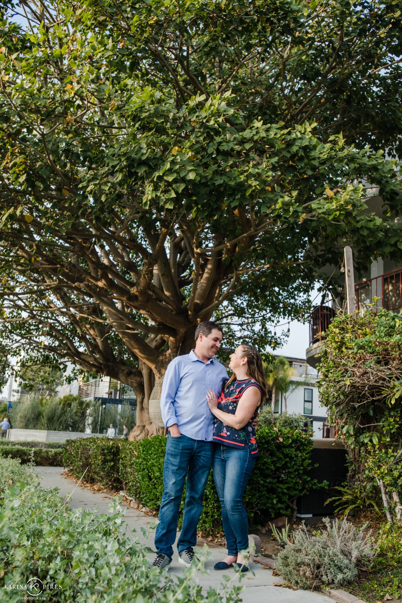 Lindsay and Kyle - Venice Beach Engagement Session - Karina Pires ...
